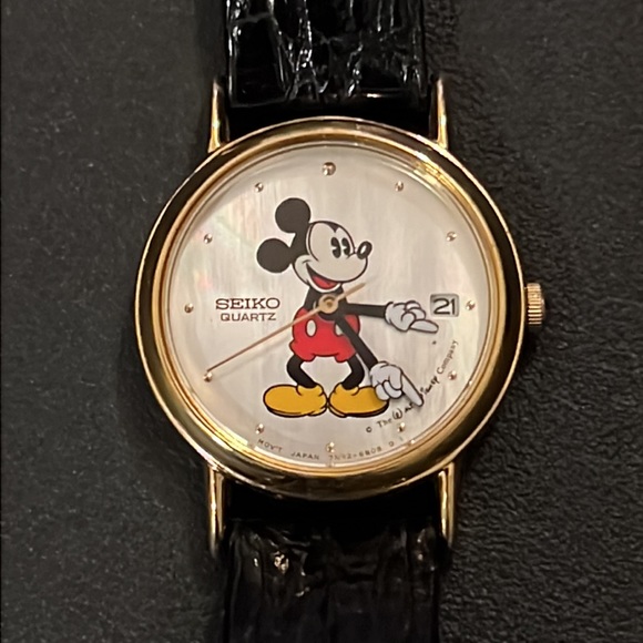Vintage | Accessories | Rare Vintage Seiko Disney Mickey Mouse Round ...